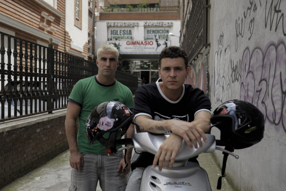 Luc Knowles inicia el rodaje de su drama 'Hugo 24' con Arón Piper