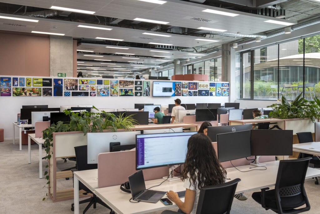 Scopely inaugura un hub que impulsa la industria del videojuego en ...